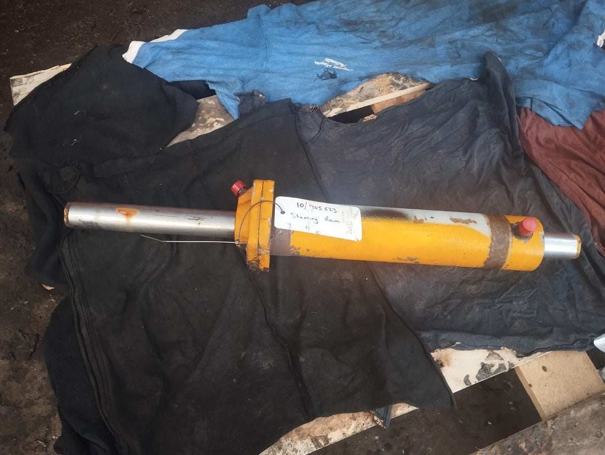 SECOND HAND STEER RAM JCB Part No. 10/905623 - Vicary Plant JCB Spares ...