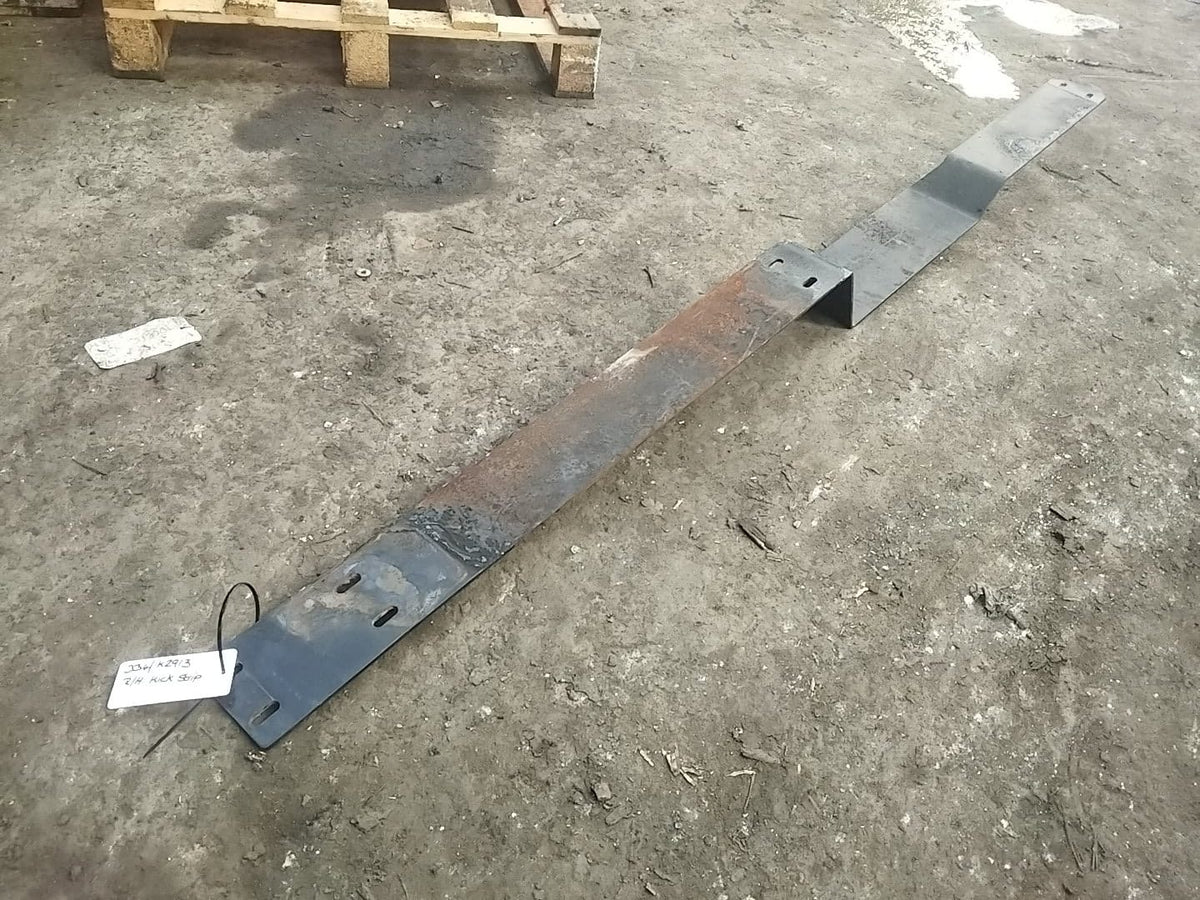SECOND HAND KICK STRIP JCB Part No. 334/K2913 - Vicary Plant JCB Spares ...