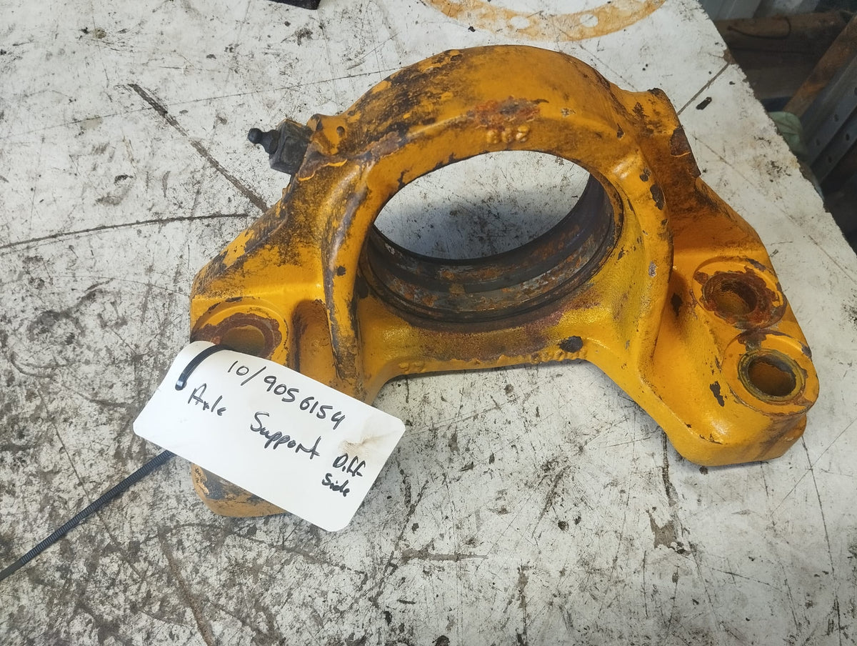 SECOND HAND AXLE SUPPORT JCB Part No. 10/905615 - Vicary Plant JCB ...