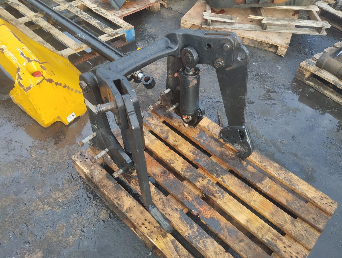 SECOND HAND FRONT LINKAGE ASSEMBLY JCB Part No. 334/R3409 - Vicary ...
