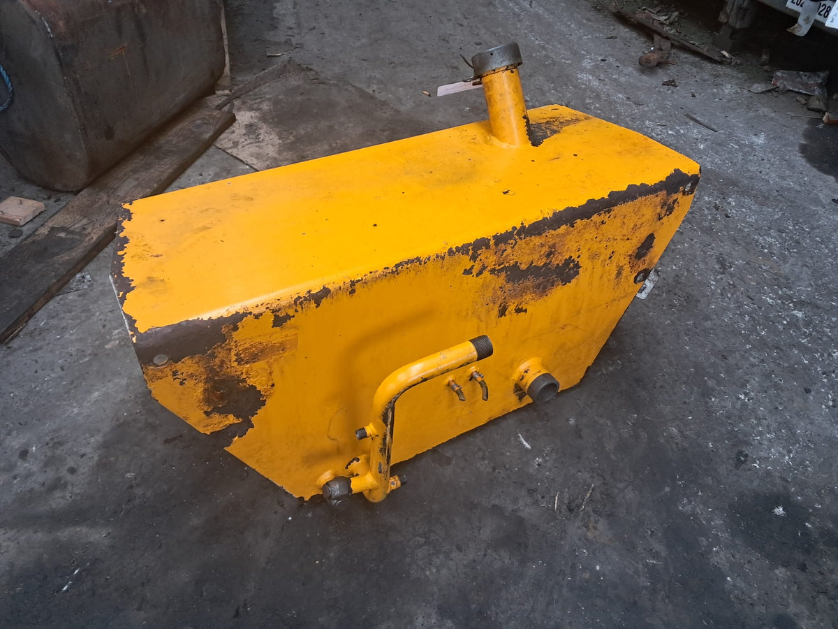 SECOND HAND HYDRAULIC TANK JCB Part No. 141/18900 - Vicary Plant JCB ...