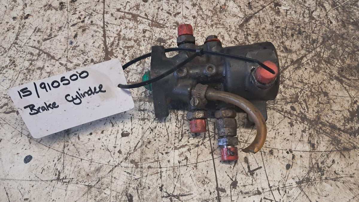 SECOND HAND BRAKE CYLINDER JCB Part No. 15/910500 - Vicary Plant JCB ...