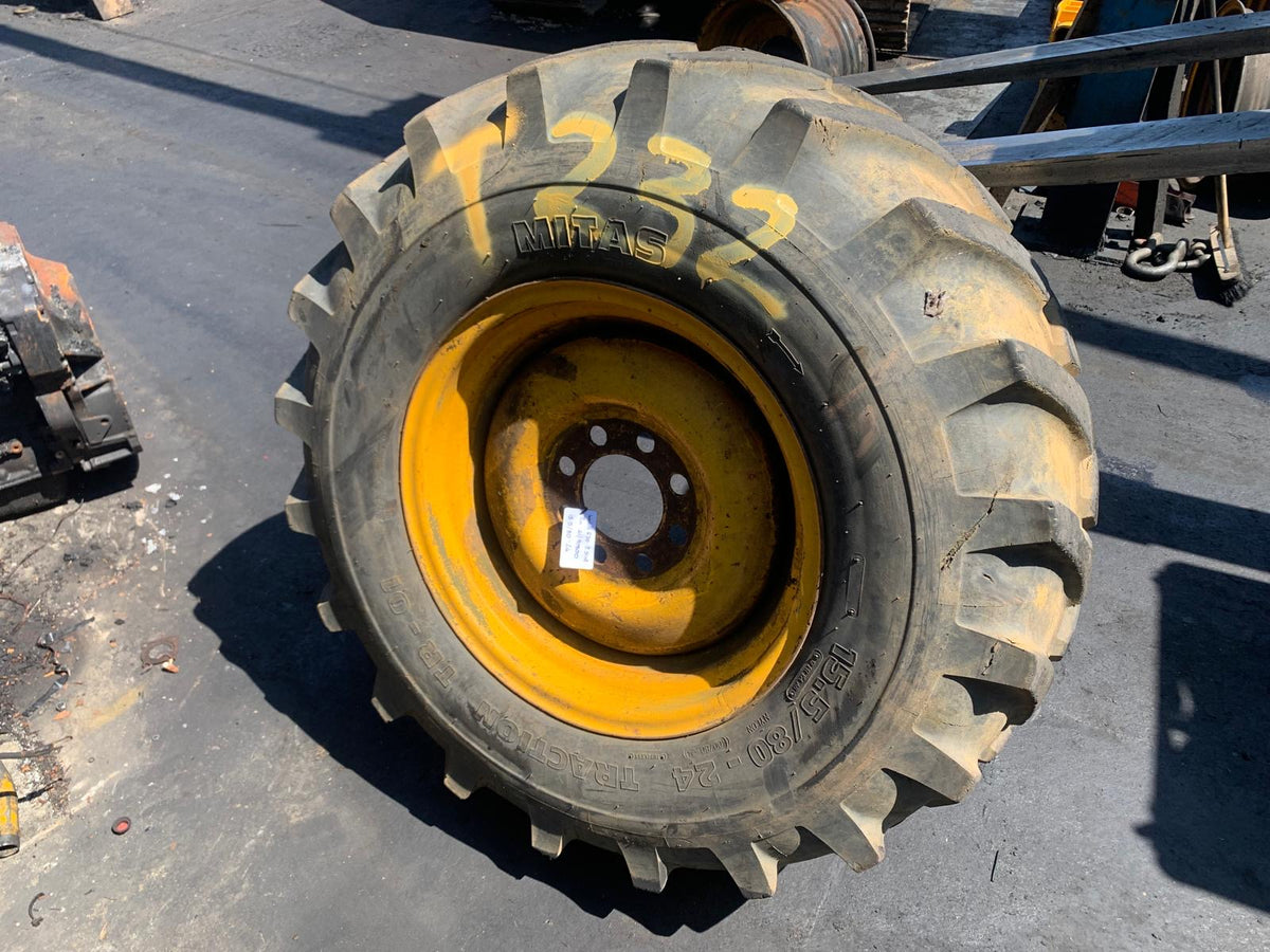 SECOND HAND 520 15.5/80-18 WHEEL & TYRE JCB Part No. 41/902400 - Vicary ...