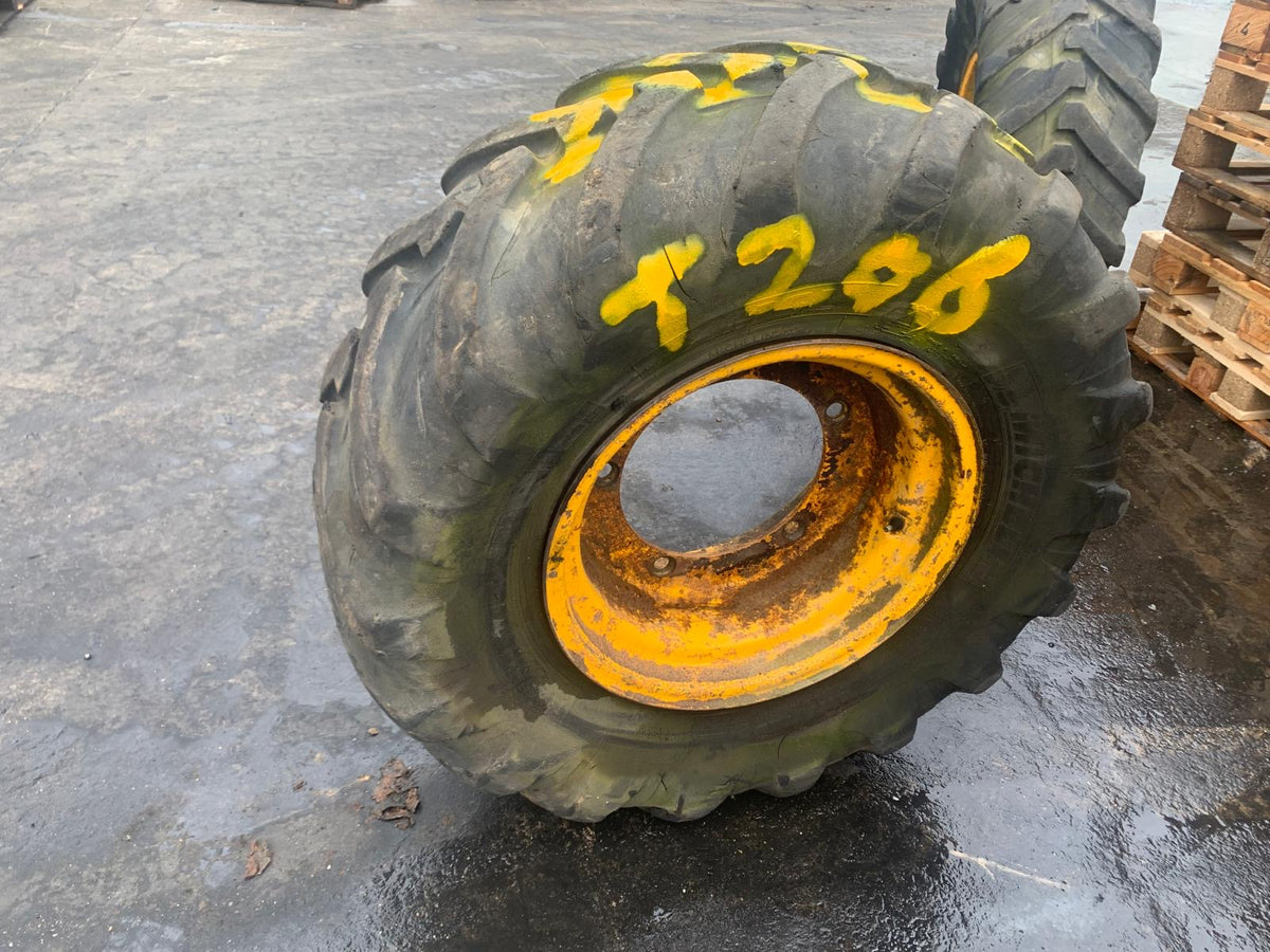 SECOND HAND 526 WHEEL & TYRE JCB Part No. 41/921700 - Vicary Plant JCB ...