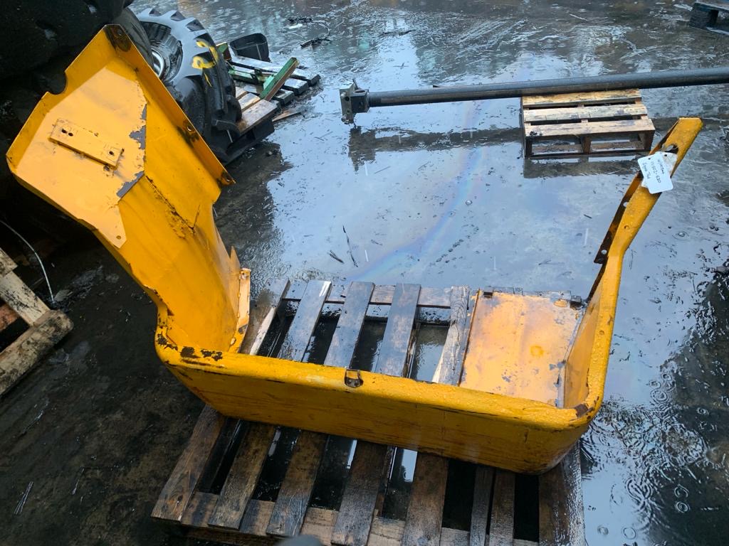 SECOND HAND ENGINE POD JCB Part No. 161/00564 - Vicary Plant JCB Spares ...