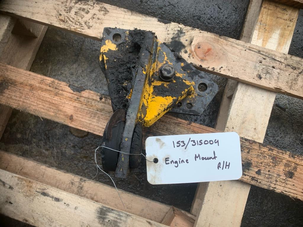 SECOND HAND ENGINE MOUNTING BRACKET JCB Part No. 153/31500 - Vicary ...