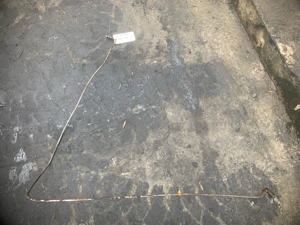 SECOND HAND BRAKE PIPE LH JCB Part No. 121/72900 - Vicary Plant JCB ...