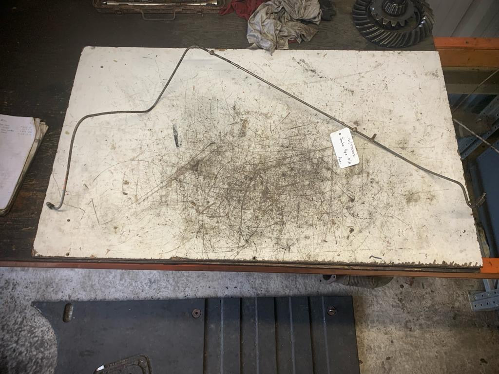 SECOND HAND BRAKE PIPE RH JCB Part No. 121/73000 - Vicary Plant JCB ...