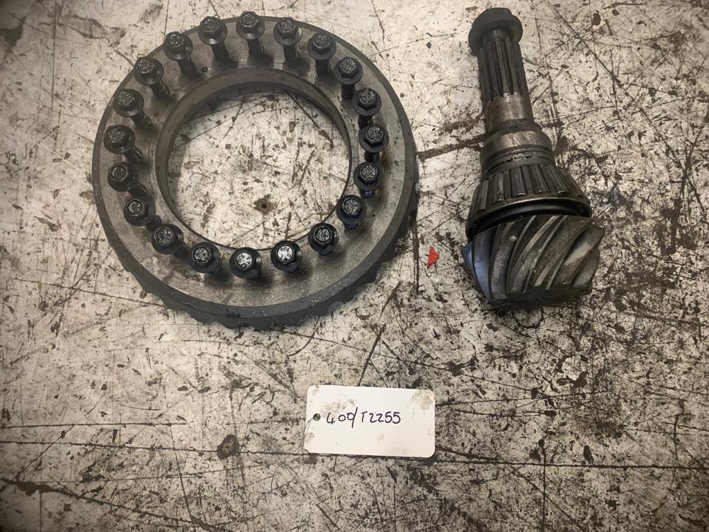 SECOND HAND CROWN WHEEL AND PINION JCB Part No. 400/T2255 - Vicary ...