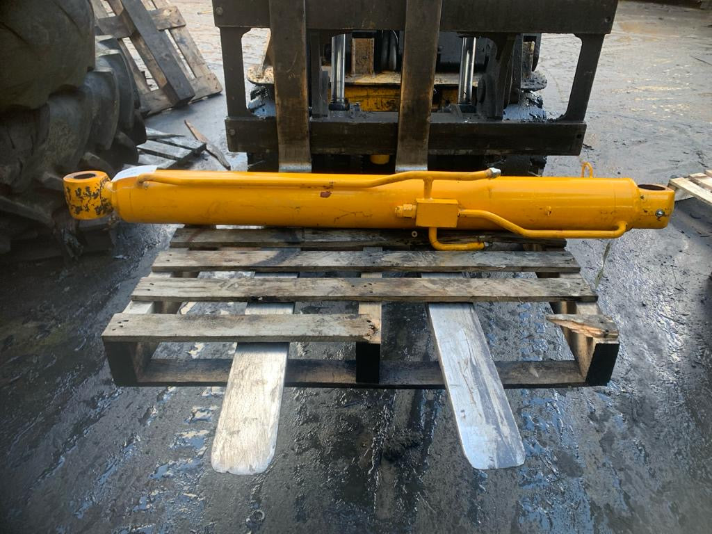 SECOND HAND LIFT RAM JCB Part No. 563/60144 - Vicary Plant JCB Spares ...