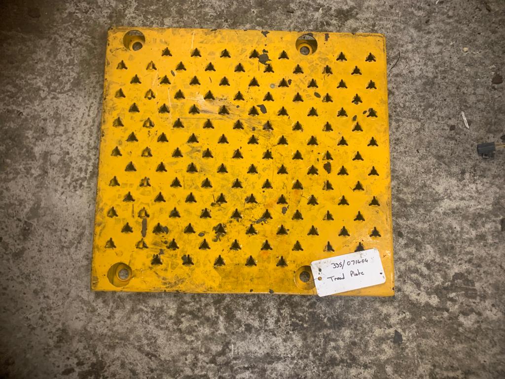 SECOND HAND PLATE JCB Part No. 335/07140 - Vicary Plant JCB Spares ...