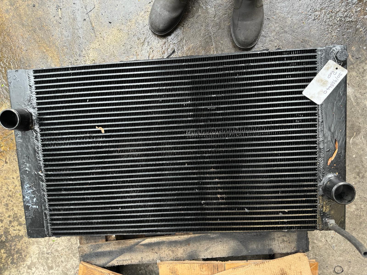SECOND HAND RADIATOR ASSEMBLY JCB Part No. 30/925640 - Vicary Plant JCB ...