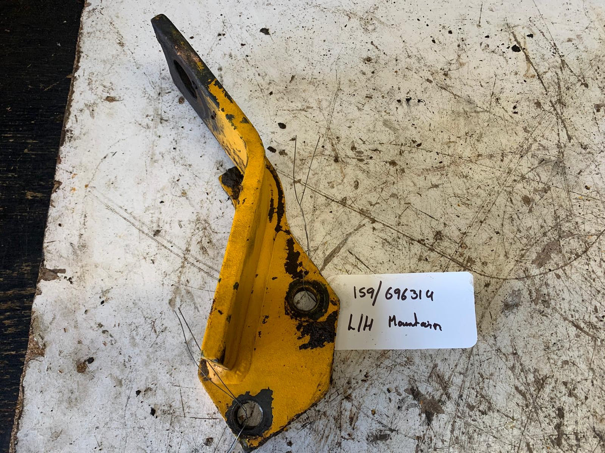 SECOND HAND ENGINE MOUNT JCB Part No. 159/69631 - Vicary Plant JCB ...