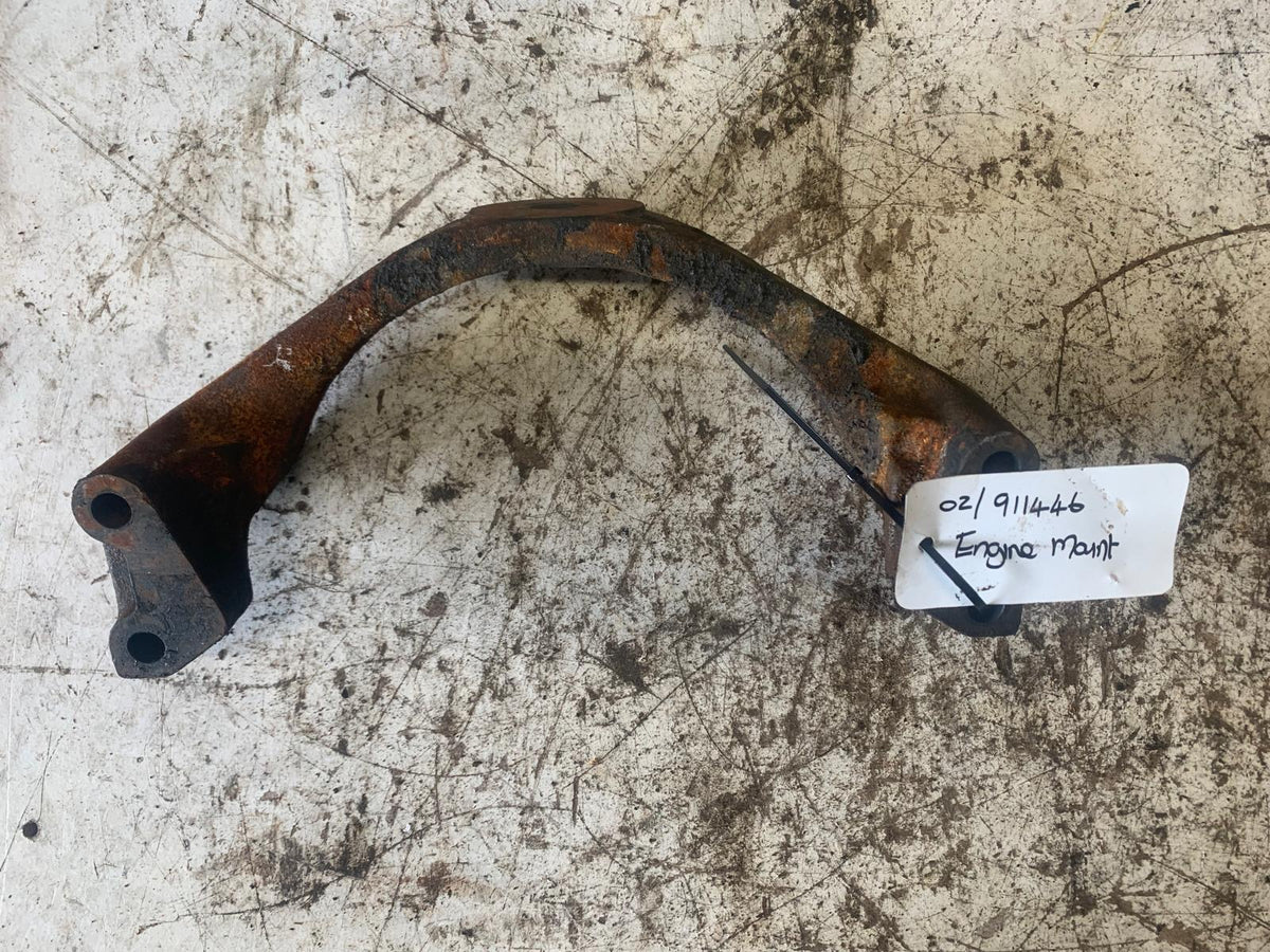 SECOND HAND ENGINE MOUNT JCB Part No. 02/911446 - Vicary Plant JCB ...