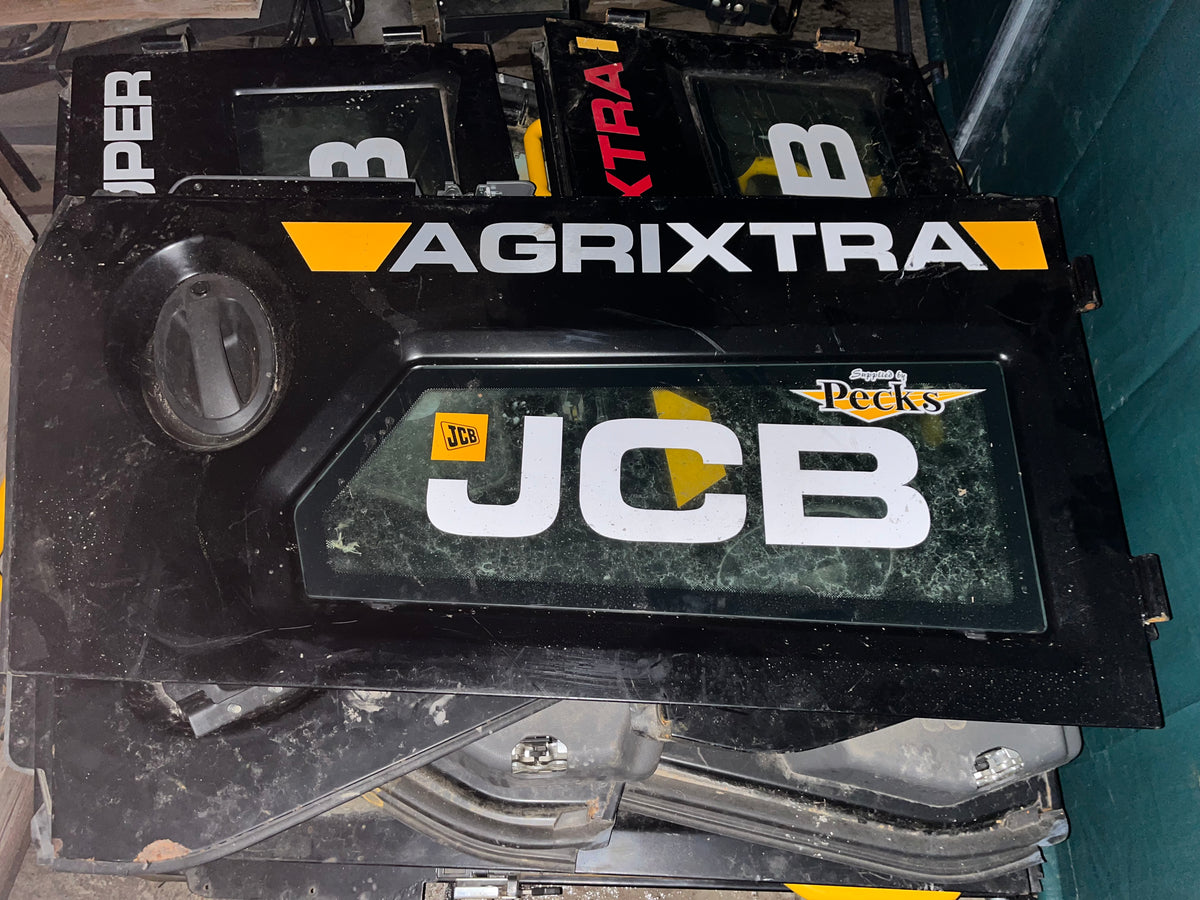 SECOND HAND BOTTOM DOOR JCB Part No. 402/S3035 - Vicary Plant JCB ...