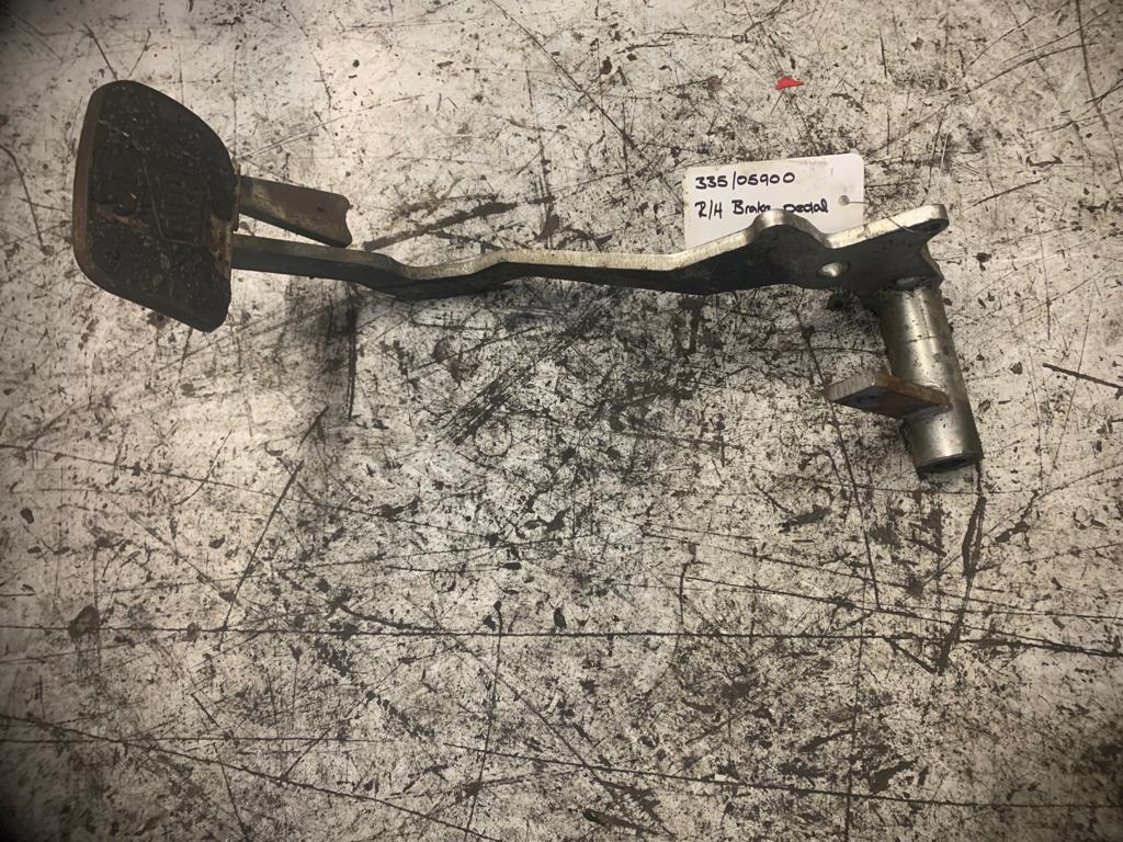 SECOND HAND BRAKE PEDAL RH JCB Part No. 335/05900 - Vicary Plant JCB ...