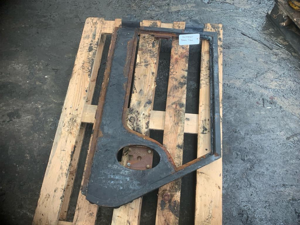 SECOND HAND LOWER DOOR JCB Part No. 332/A3980 - Vicary Plant JCB Spares ...