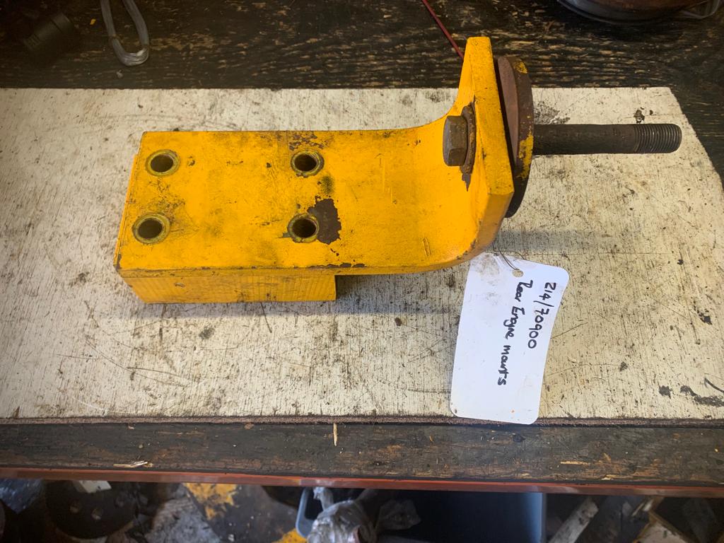 SECOND HAND ENGINE MOUNT JCB Part No. 214/70900 - Vicary Plant JCB ...