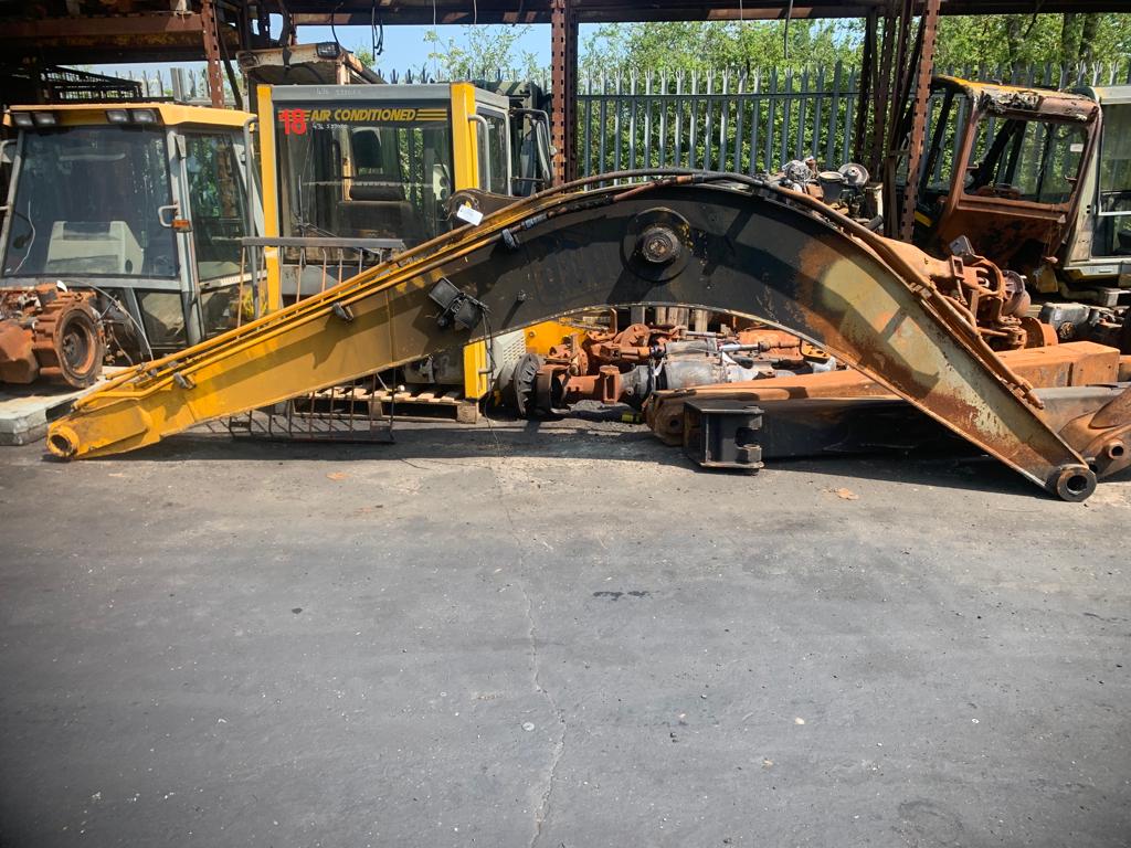 SECOND HAND BOOM JCB Part No. 335/06839 - Vicary Plant JCB Spares ...