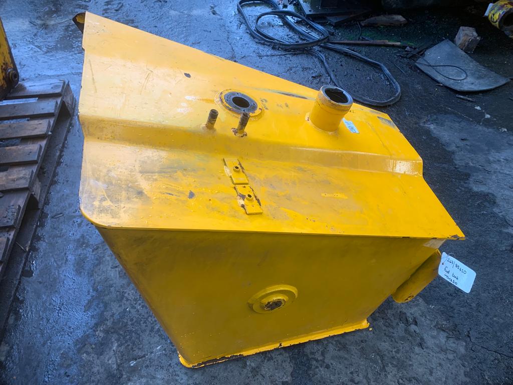 SECOND HAND FUEL TANK JCB Part No. 267/85260 - Vicary Plant JCB Spares ...