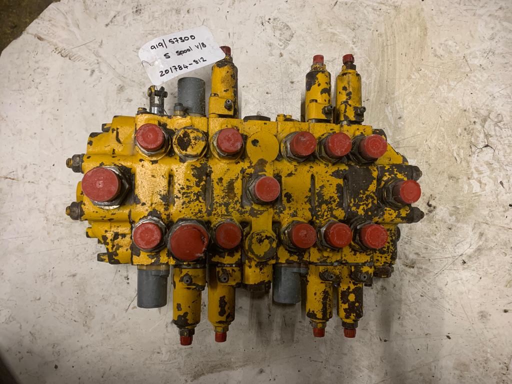 SECOND HAND VALVE BLOCK JCB Part No. 919/57300 - Vicary Plant JCB ...