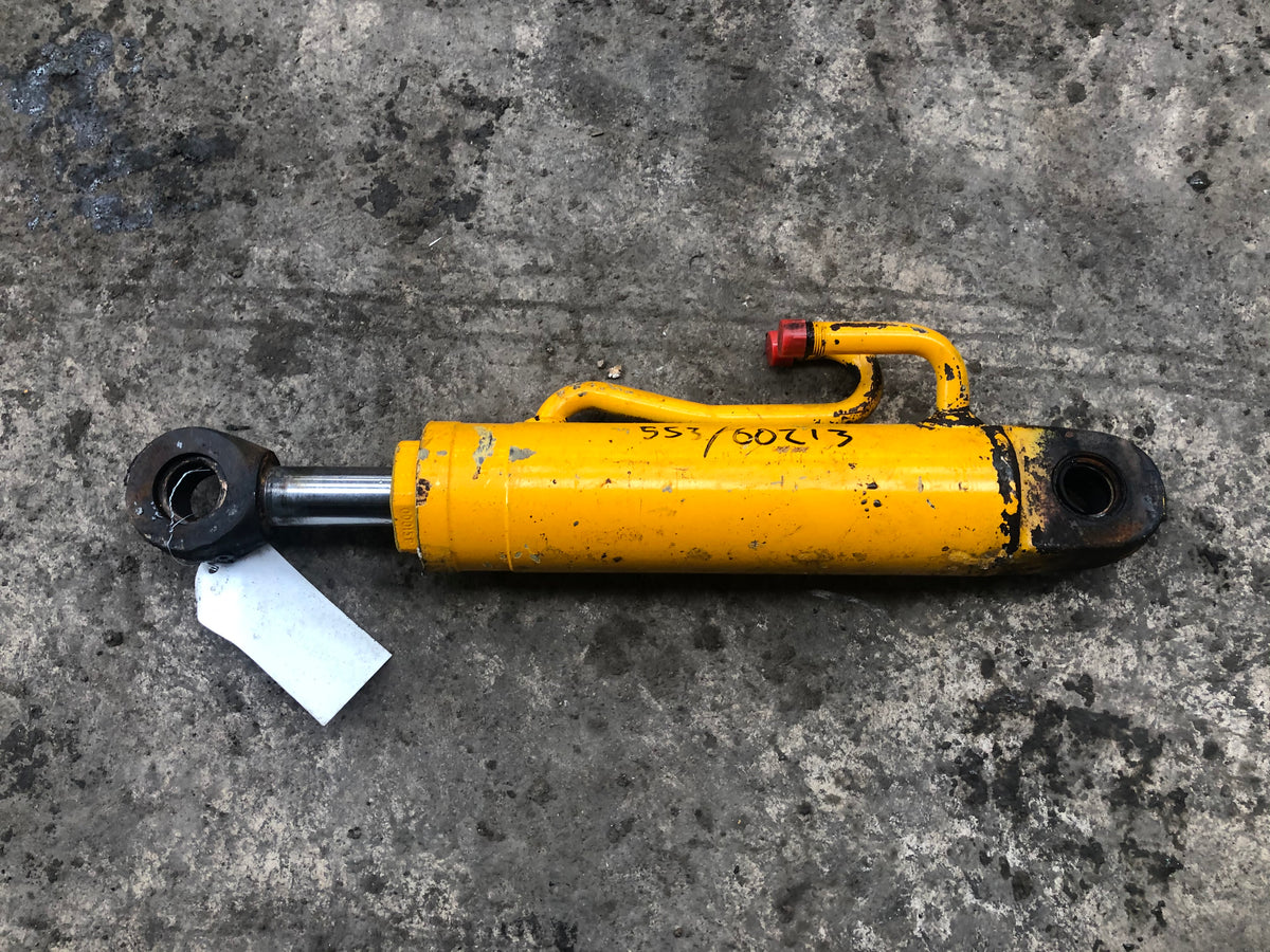 SECOND HAND STEERING RAM JCB Part No. 553/60213 - Vicary Plant JCB ...
