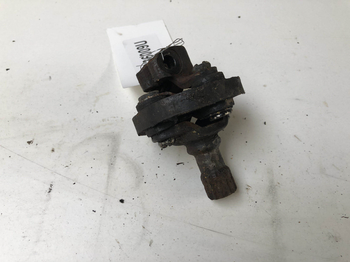 SECOND HAND COUPLING JCB Part No. 331/36009 - Vicary Plant JCB Spares ...