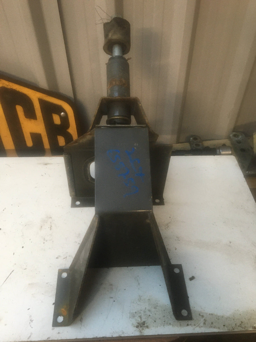 SECOND HAND COLUMN STEERING JCB Part No. 141/00552 - Vicary Plant JCB ...