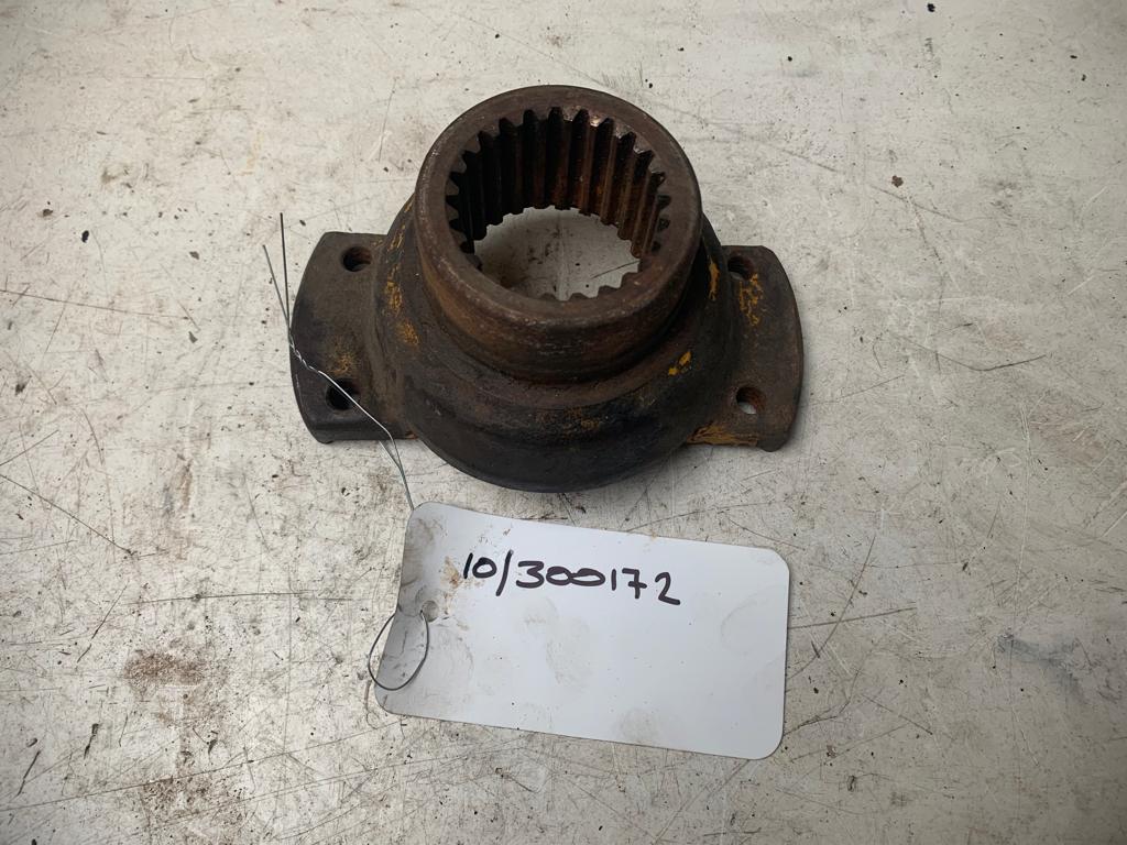 SECOND HAND FLANGE ASSEMBLY JCB Part No. 10/300172 - Vicary Plant JCB ...