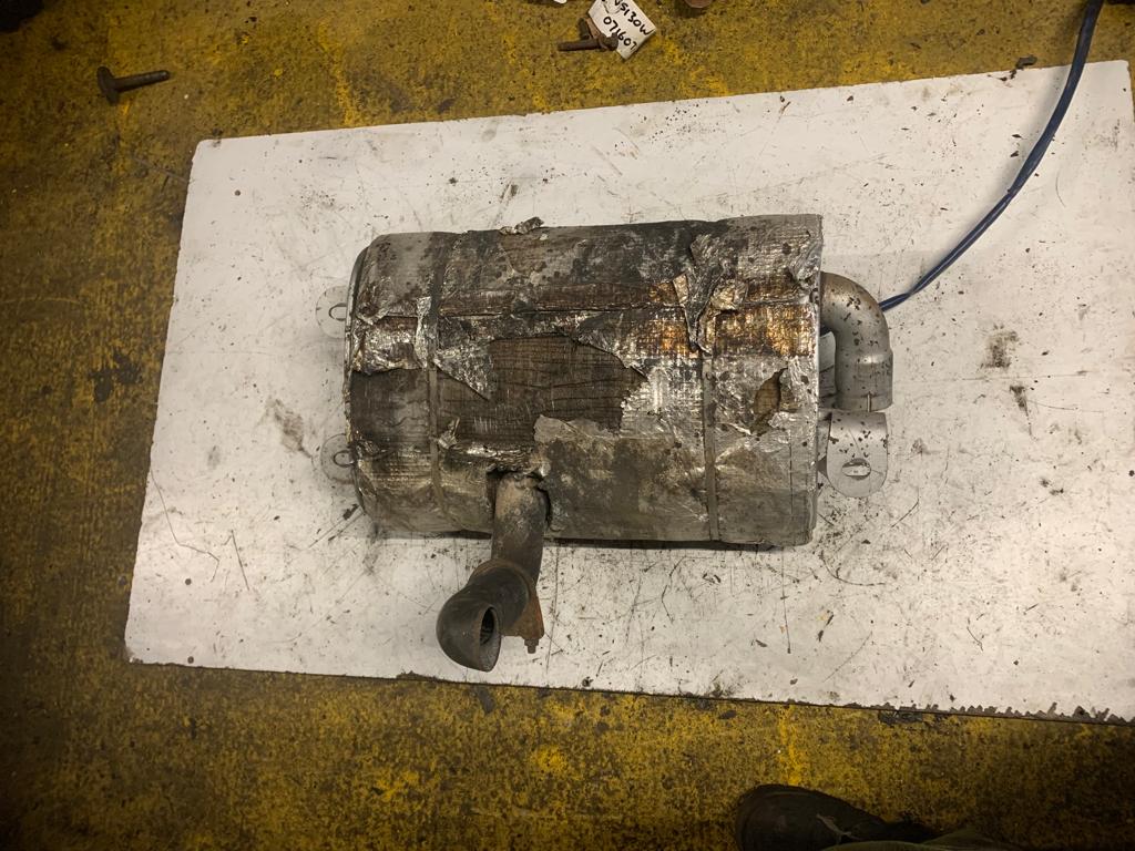 SECOND HAND EXHAUST JCB Part No. 335/H3165 - Vicary Plant JCB Spares ...