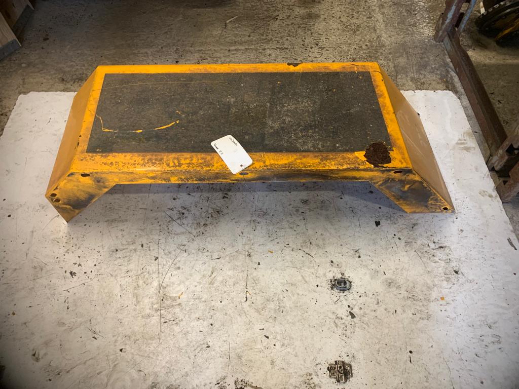 SECOND HAND FENDER UPPER RH JCB Part No. 268/30071 - Vicary Plant JCB ...