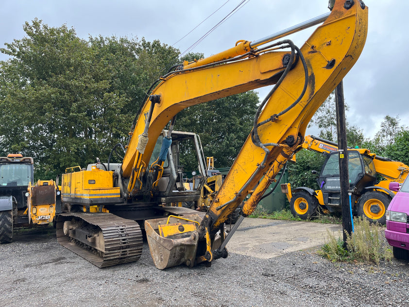 JCB JS150 SERIAL NUMBER 701499 YEAR 1994 - Vicary Plant JCB Spares – Vicary Plant Spares