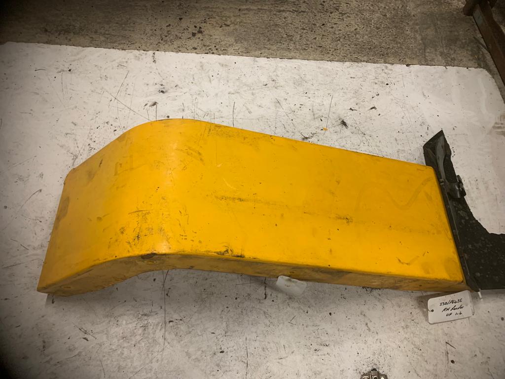 SECOND HAND FRONT FENDER RH JCB Part No. 332/P6435 - Vicary Plant JCB ...