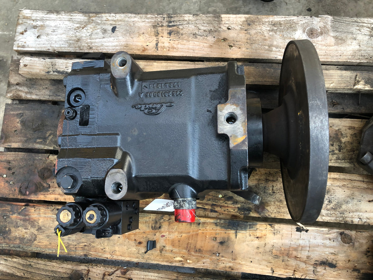 SECOND HAND MOTOR JCB Part No. 332/F2190 - Vicary Plant JCB Spares ...