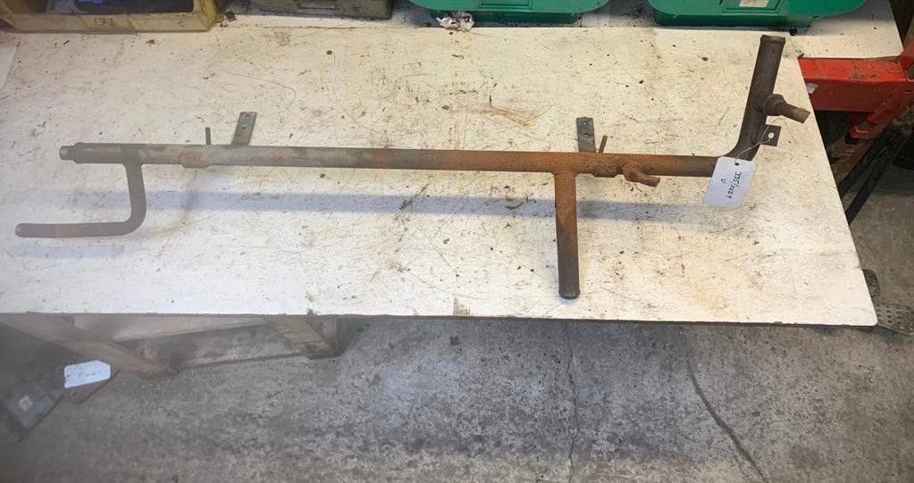 SECOND HAND PIPE JCB Part No. 335/11629 - Vicary Plant JCB Spares ...