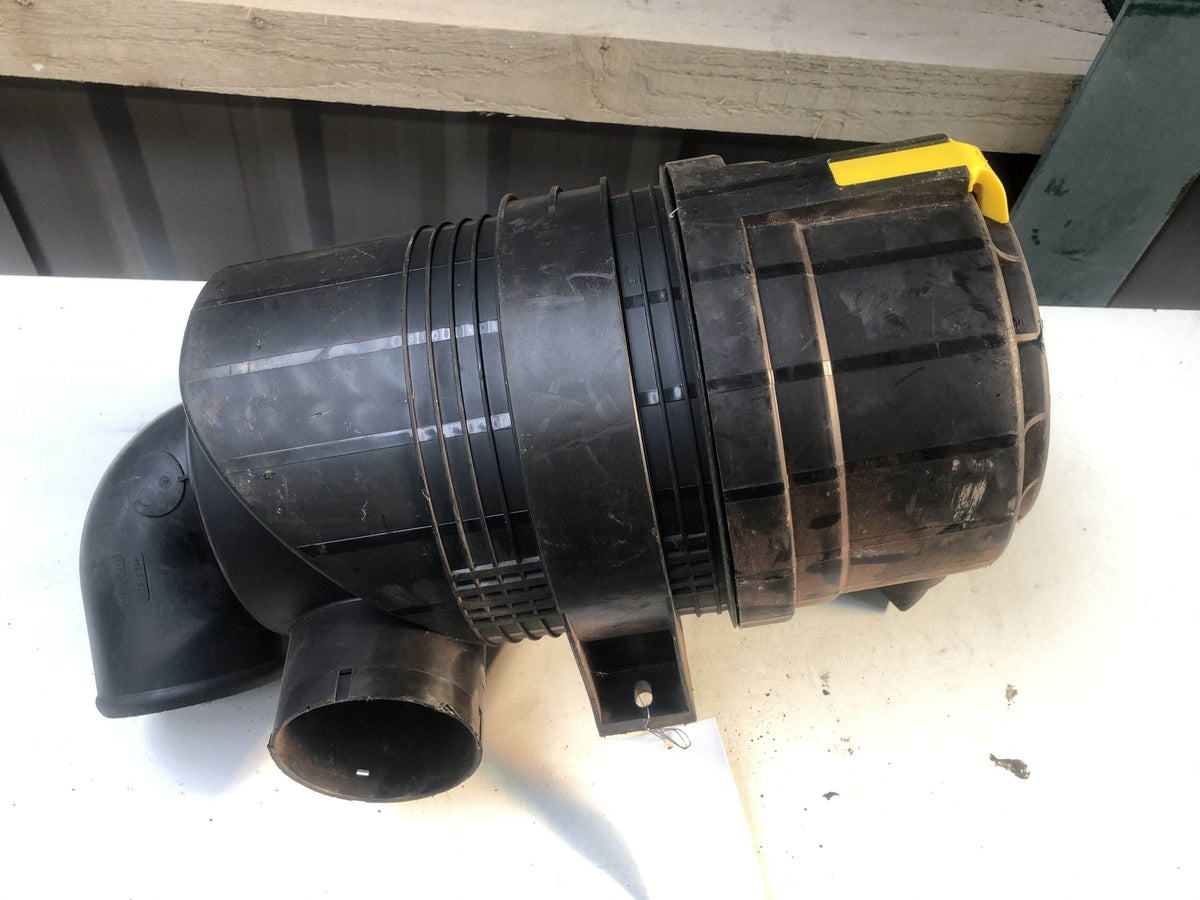 SECOND HAND AIR FILTER ASSEMBLY JCB Part No. 580/12135 - Vicary Plant ...