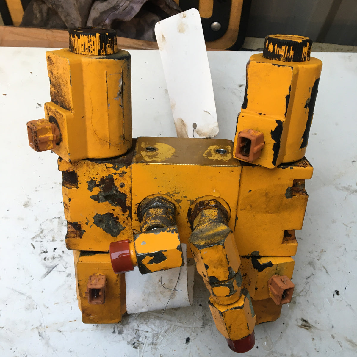 SECOND HAND STEER MODE VALVE JCB Part No. 159/70279 - Vicary Plant JCB ...