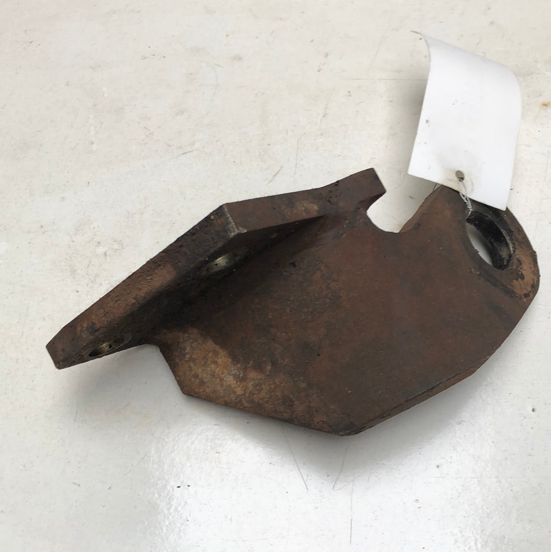 SECOND HAND ENGINE MOUNT JCB Part No. 159/70100 - Vicary Plant JCB ...